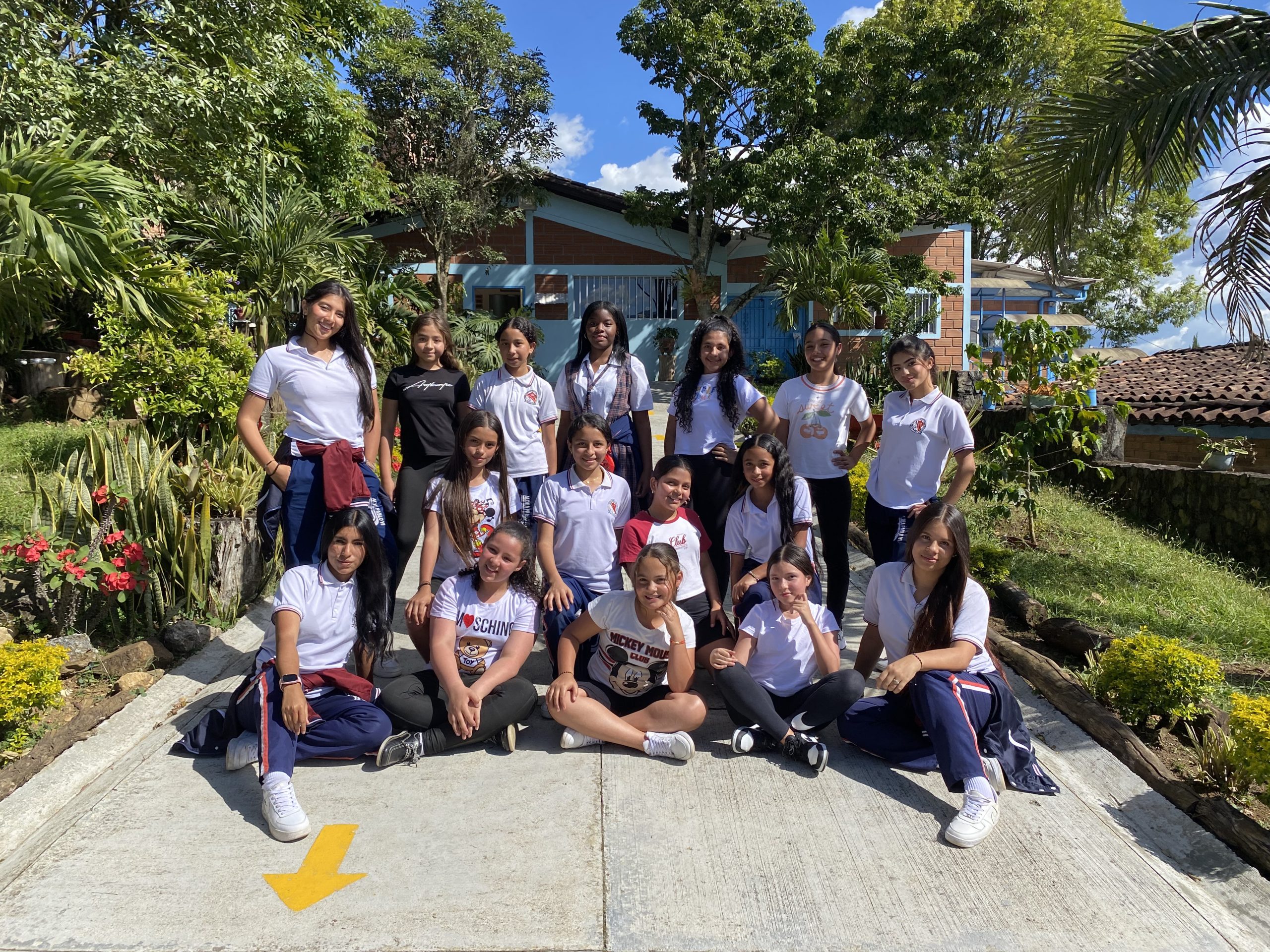 COLSAFA – Colegio Sagrada Familia Aldea Pablo VI